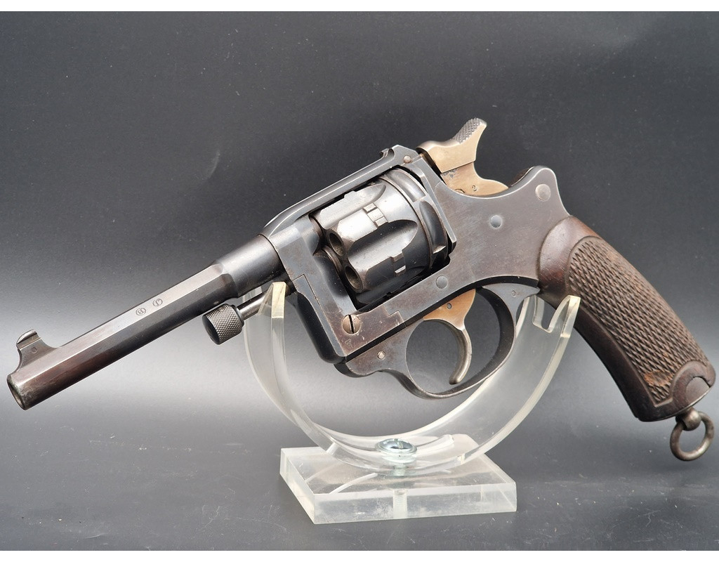 REVOLVER REGLEMENTAIRE modèle 1892 de MARINE St ETIENNE 1898 Calibr...