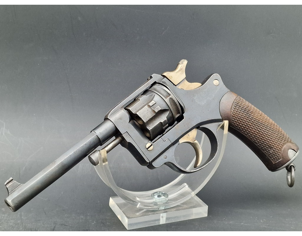 REVOLVER 1892 CIVIL MANUFRANCE par GILON Jacques Liège pour la MAS ...