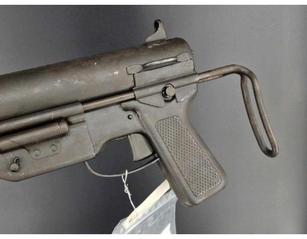 PM GREASE GUN OSS 1944 US 9MM SMG STEN CHARGEUR 1000 Exemplaires...