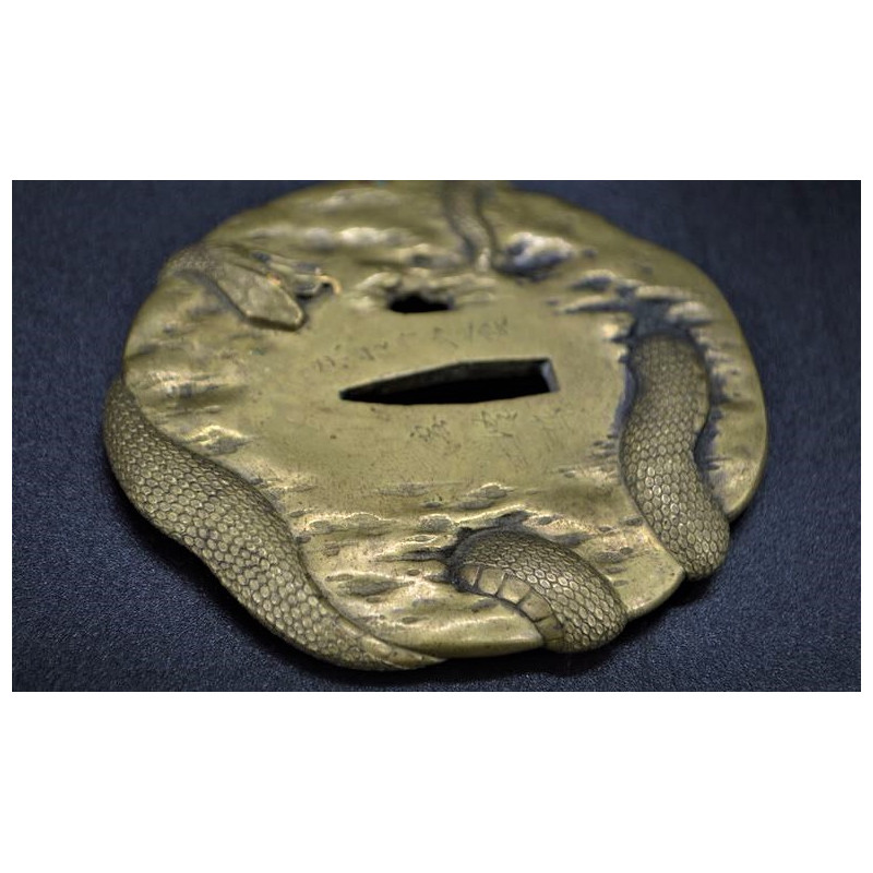 SUKASHI TSUBA OTAFUKU-GATA en SENTOKU représentant un SERPENT - JA...