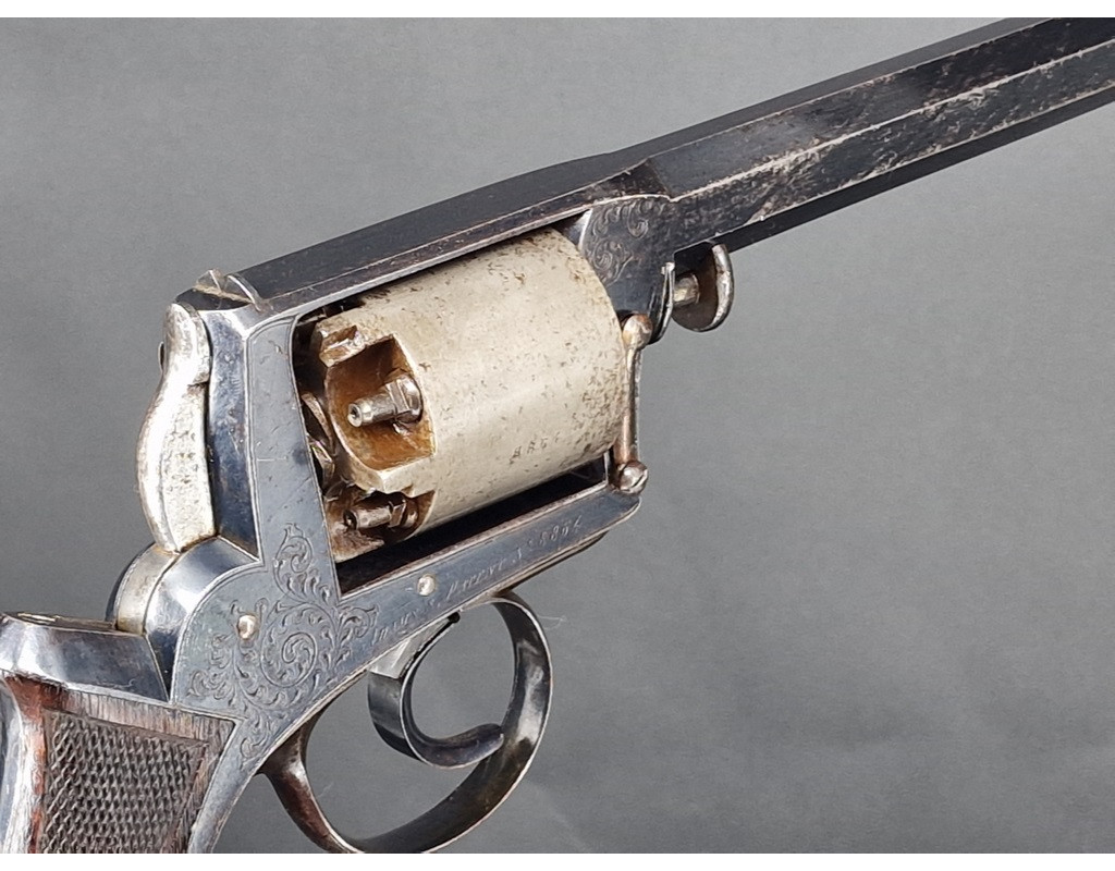 COFFRET REVOLVER DEANE ADAMS Modèle 1851 DRAGOON PIRLOT FRERES à Li...